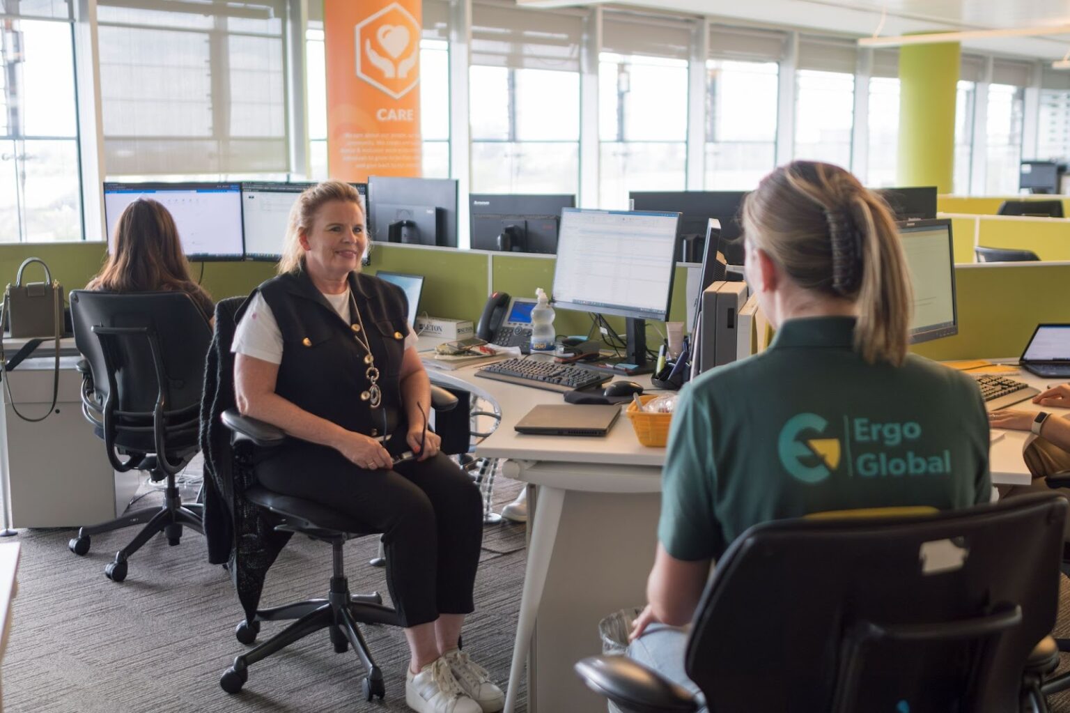 Top 10 Benefits of Ergonomics in the Workplace 2025